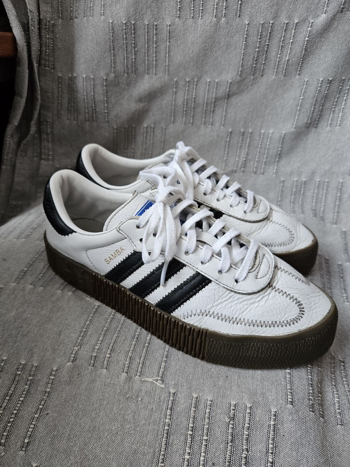 Adidas Samba Platform