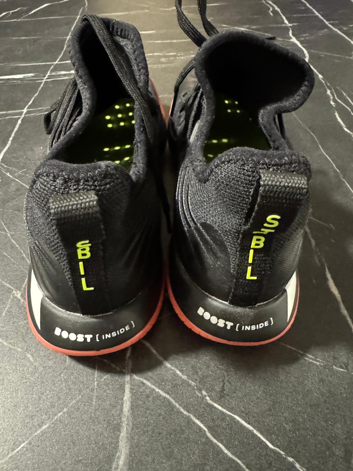 Adidas stabile tenisice za rukomet novo