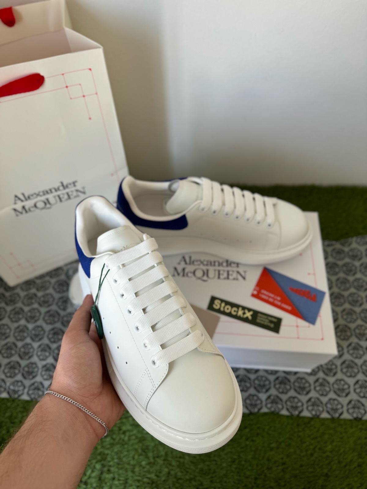 Alexandar McQueen “White-Blue Tail”