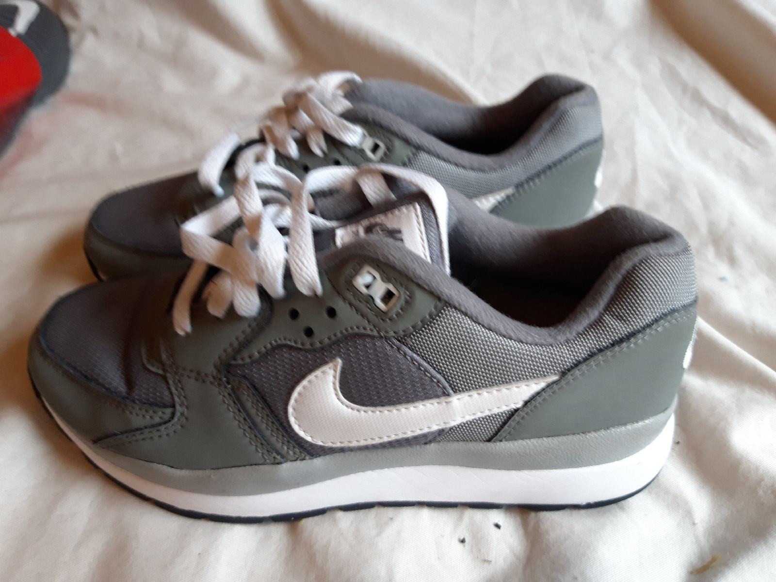 Tenisice (37,5) nike air windrunner