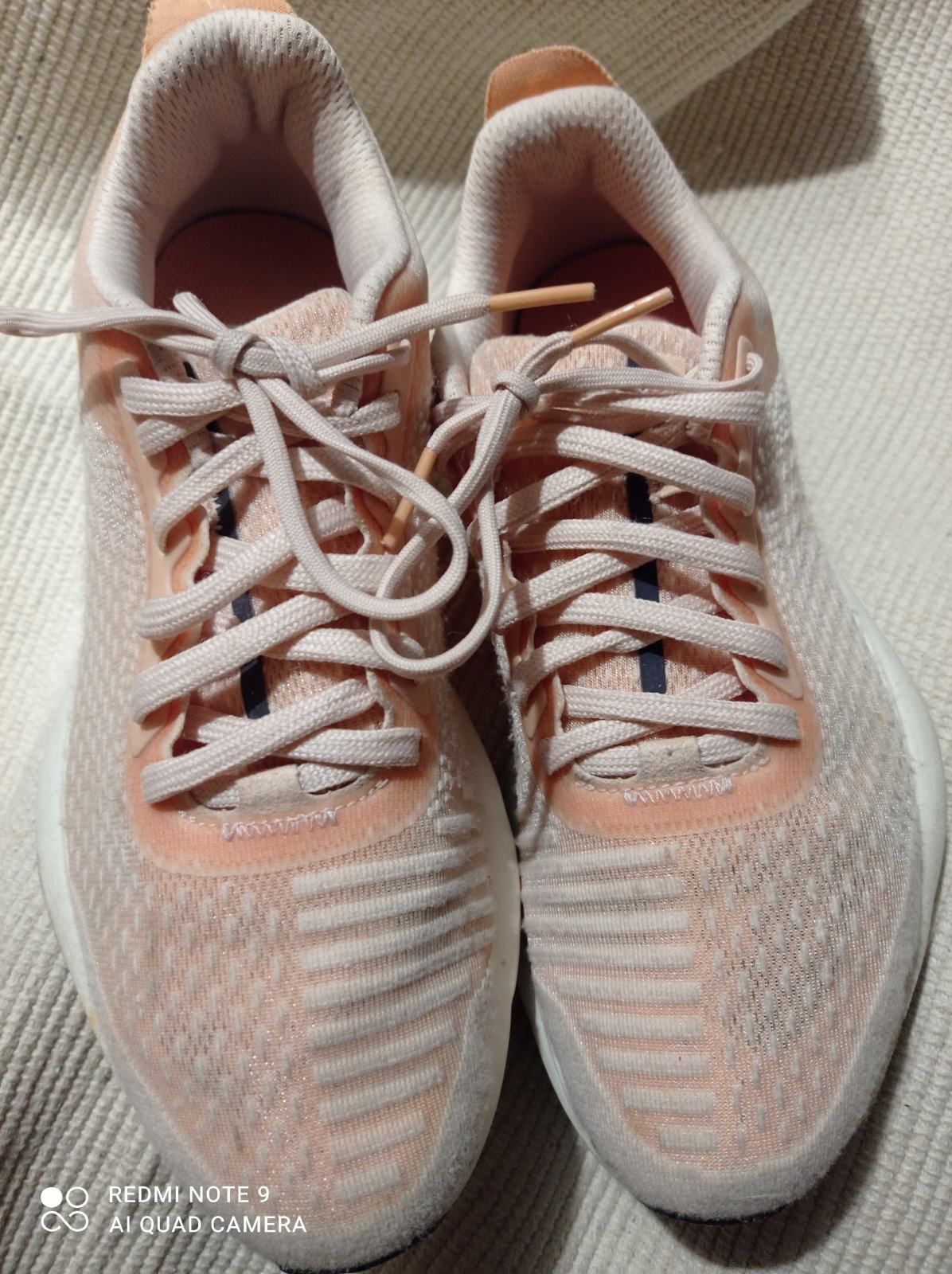 Tenisice br.40-Decatlon