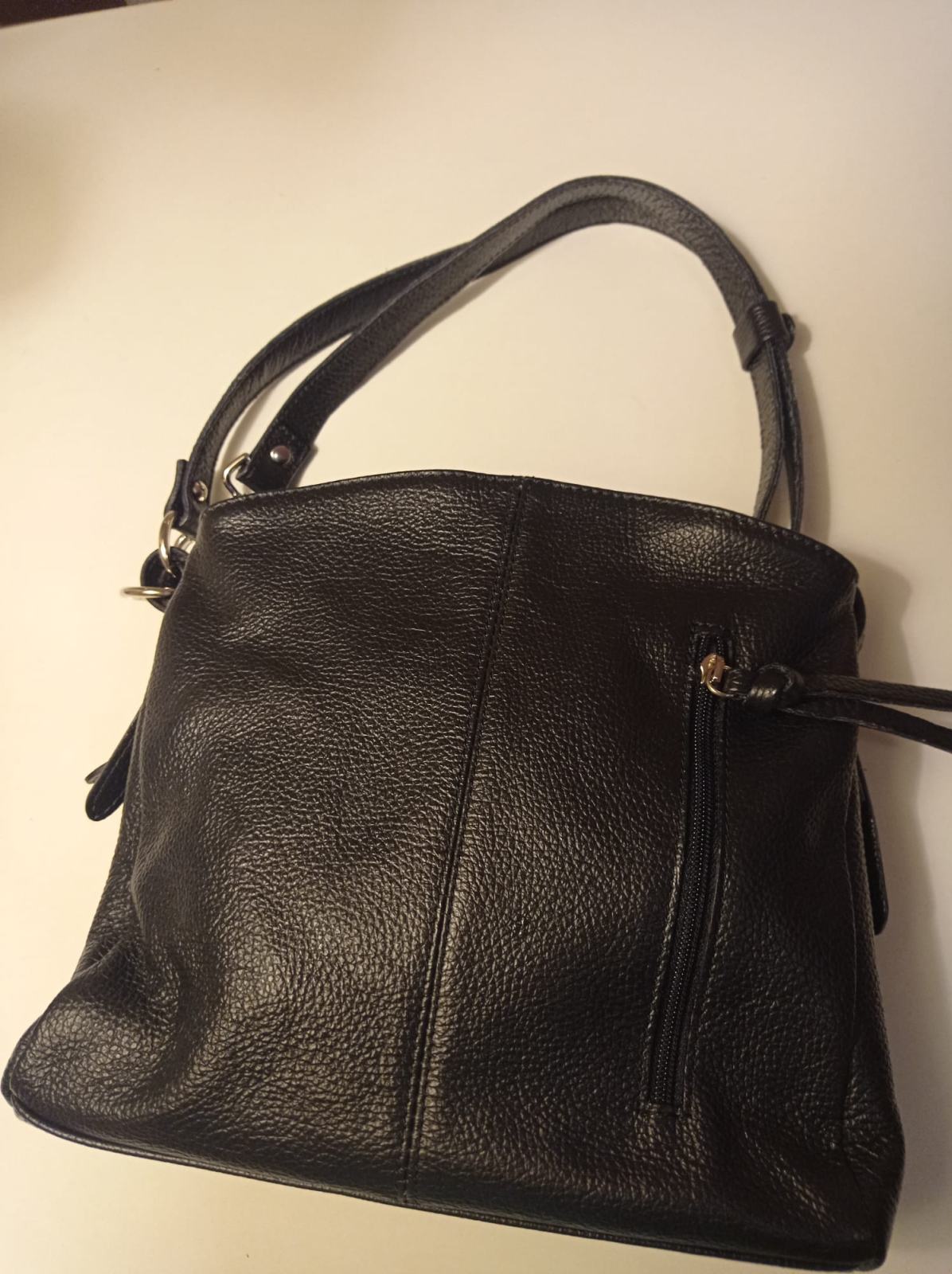 Crna kožna torba - potpuno nova!