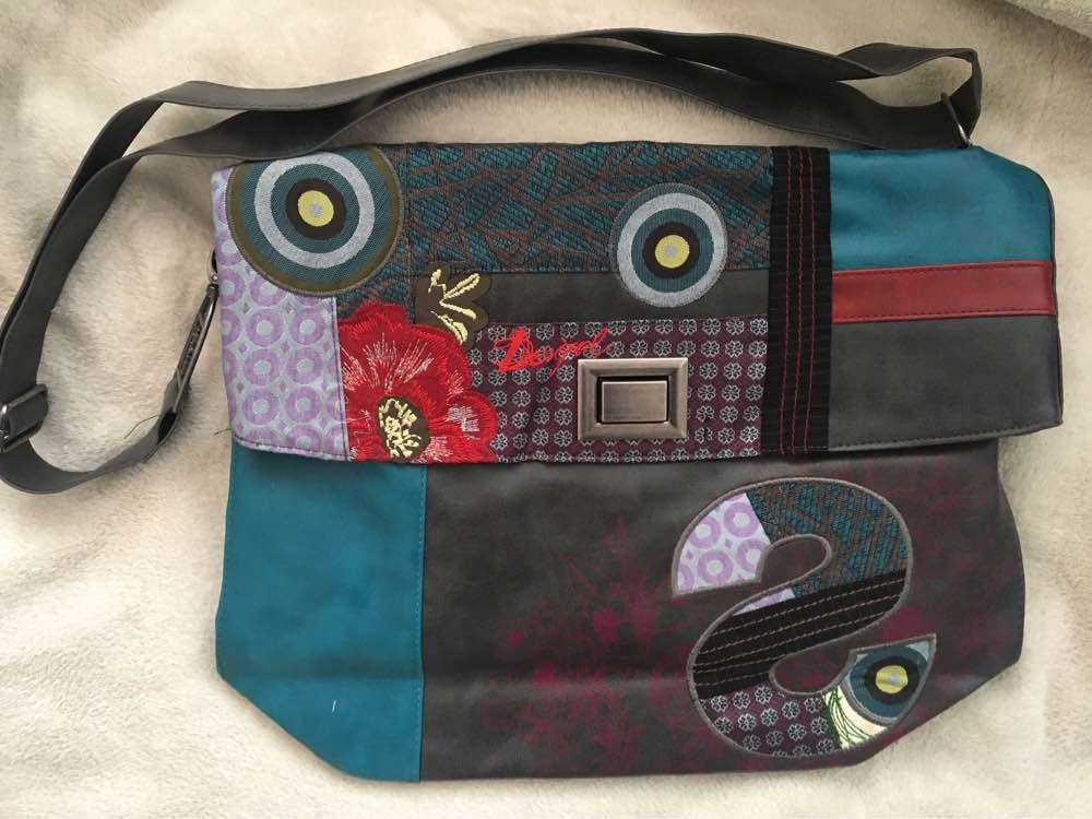 Desigual torba
