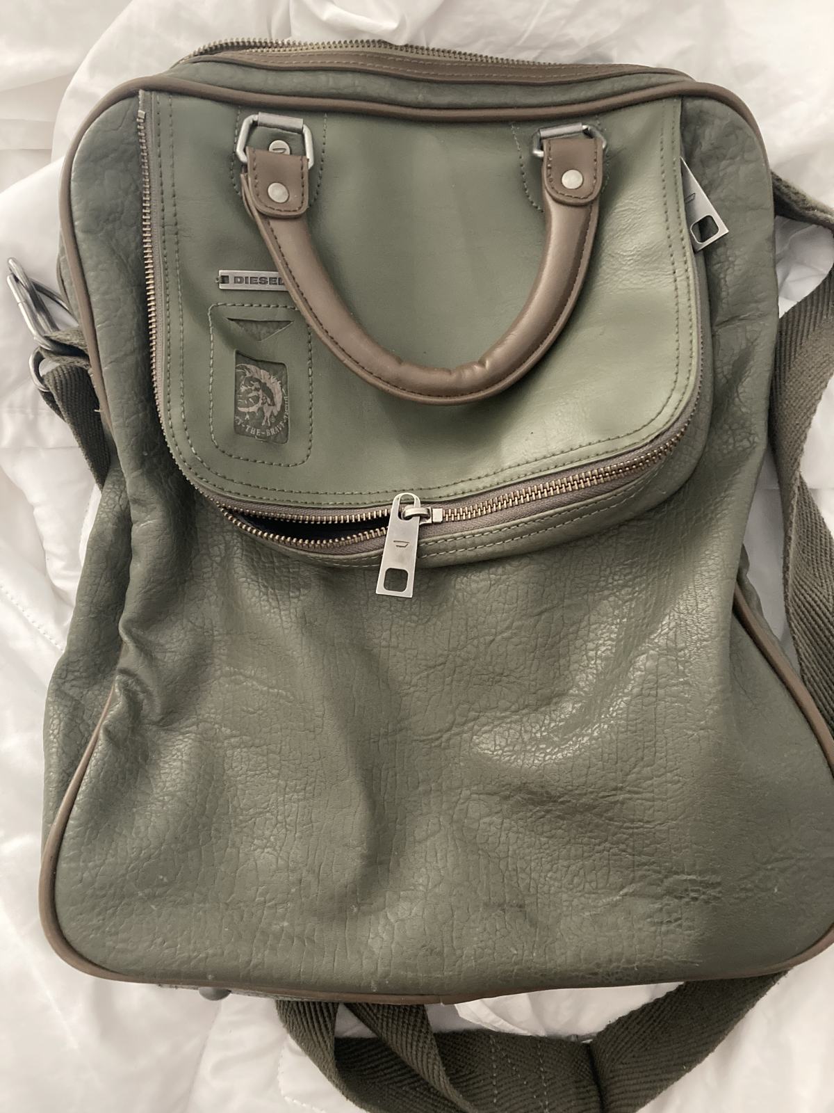 Diesel torba na rame 200kn