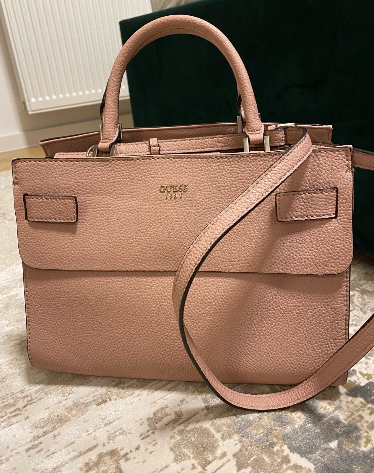 Guess torba nova 35x25cm