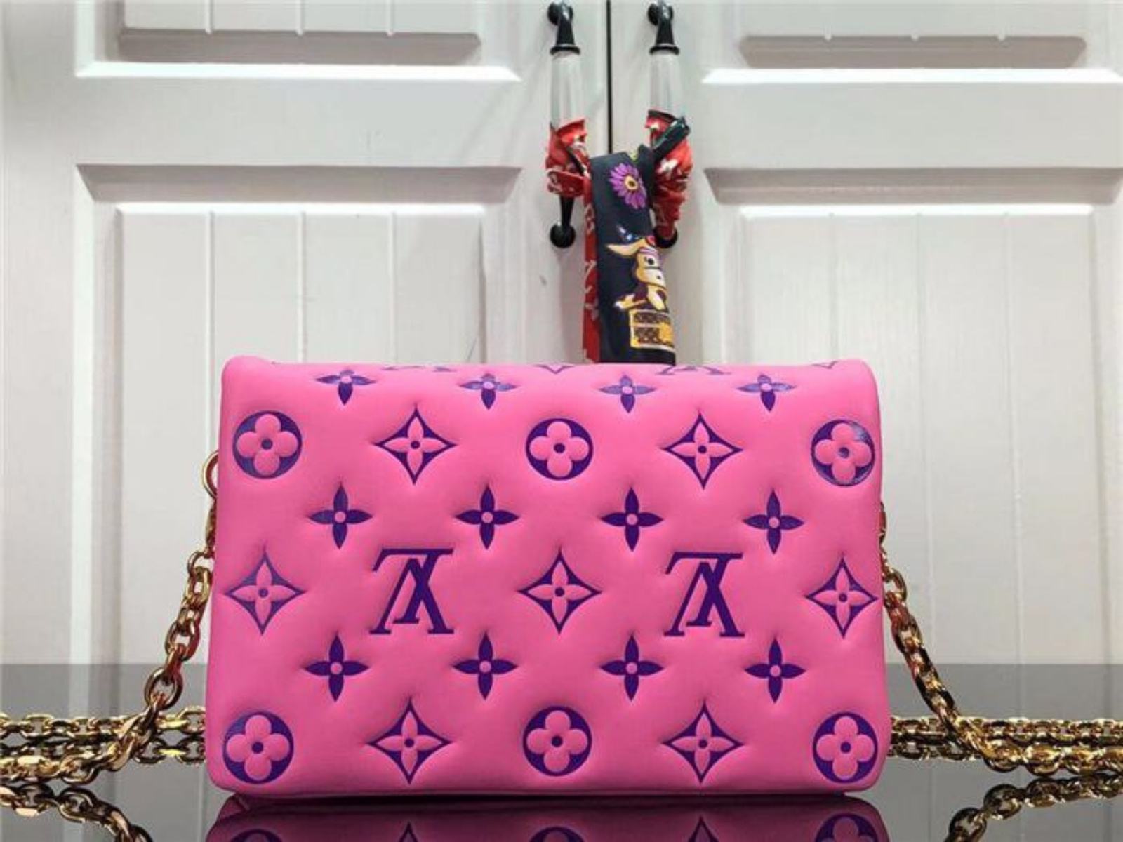 Louis Vuitton LV Pochette coussin pink