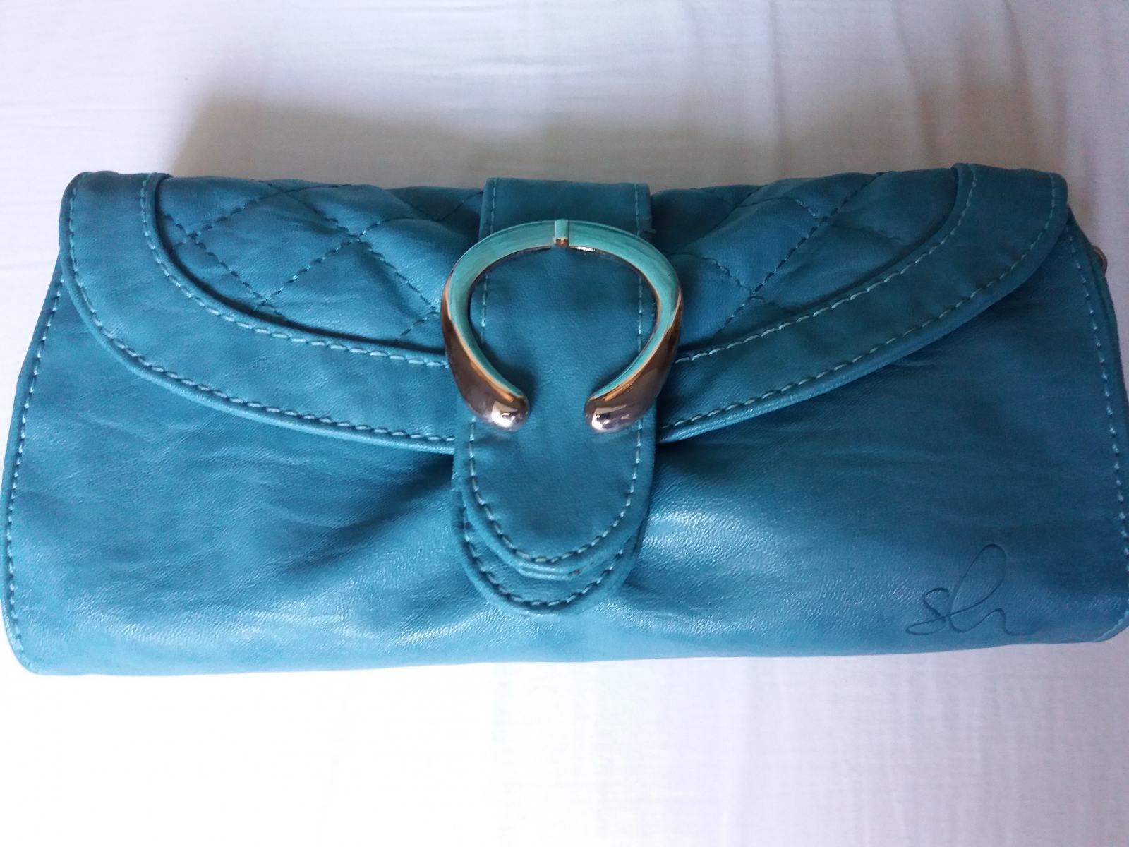 NOVA TORBICA ZA SVEČANE PRIGODE