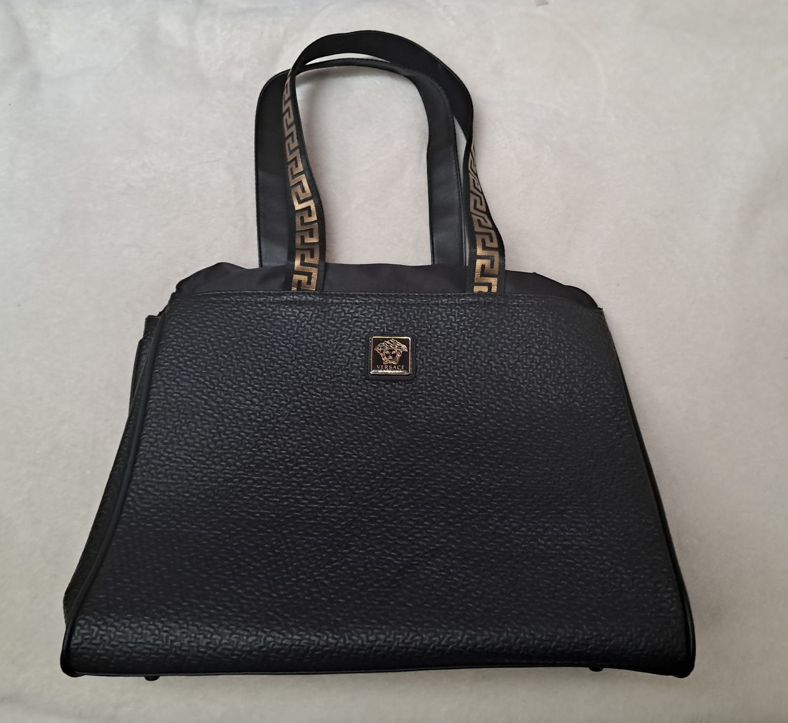 VERSACE veća crna torba - NOVO