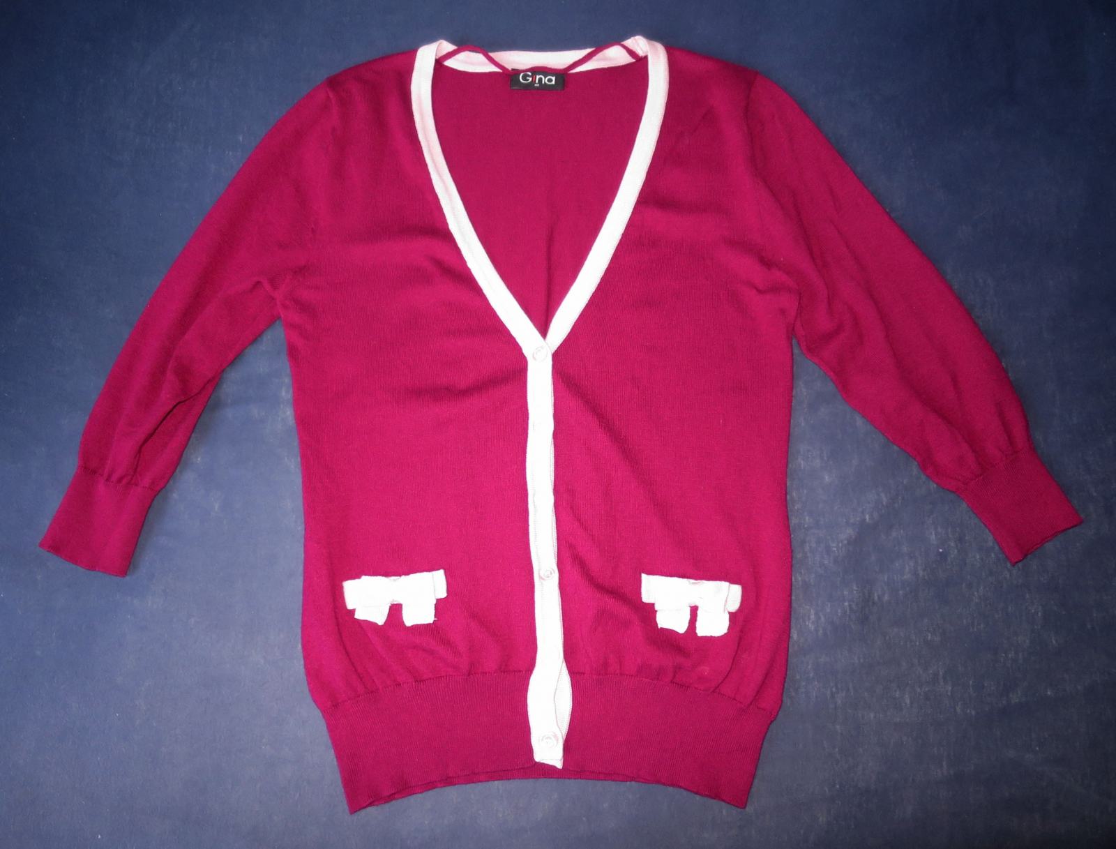 Roza vesta s mašnama