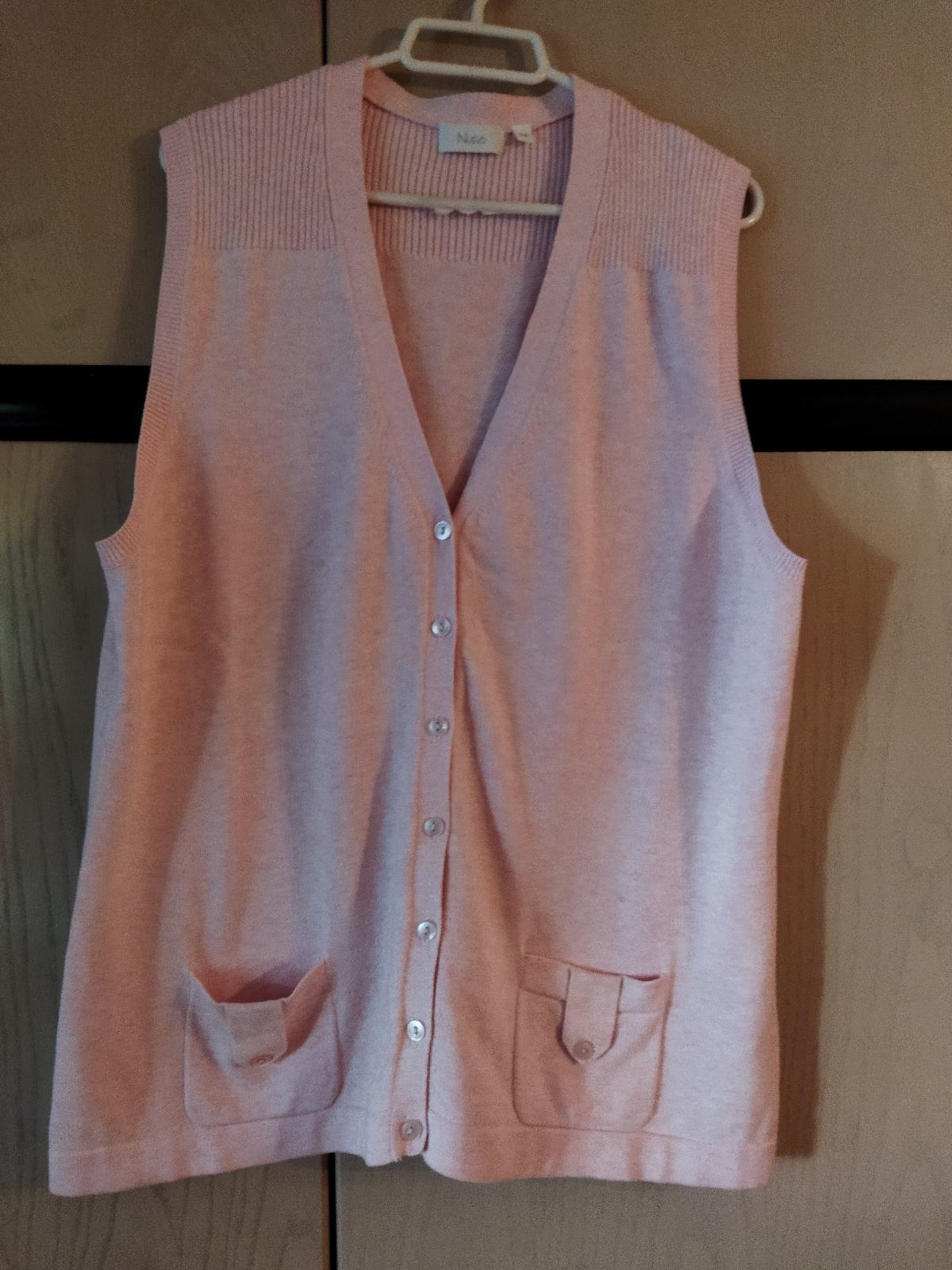 ženski prsluk bez rukava