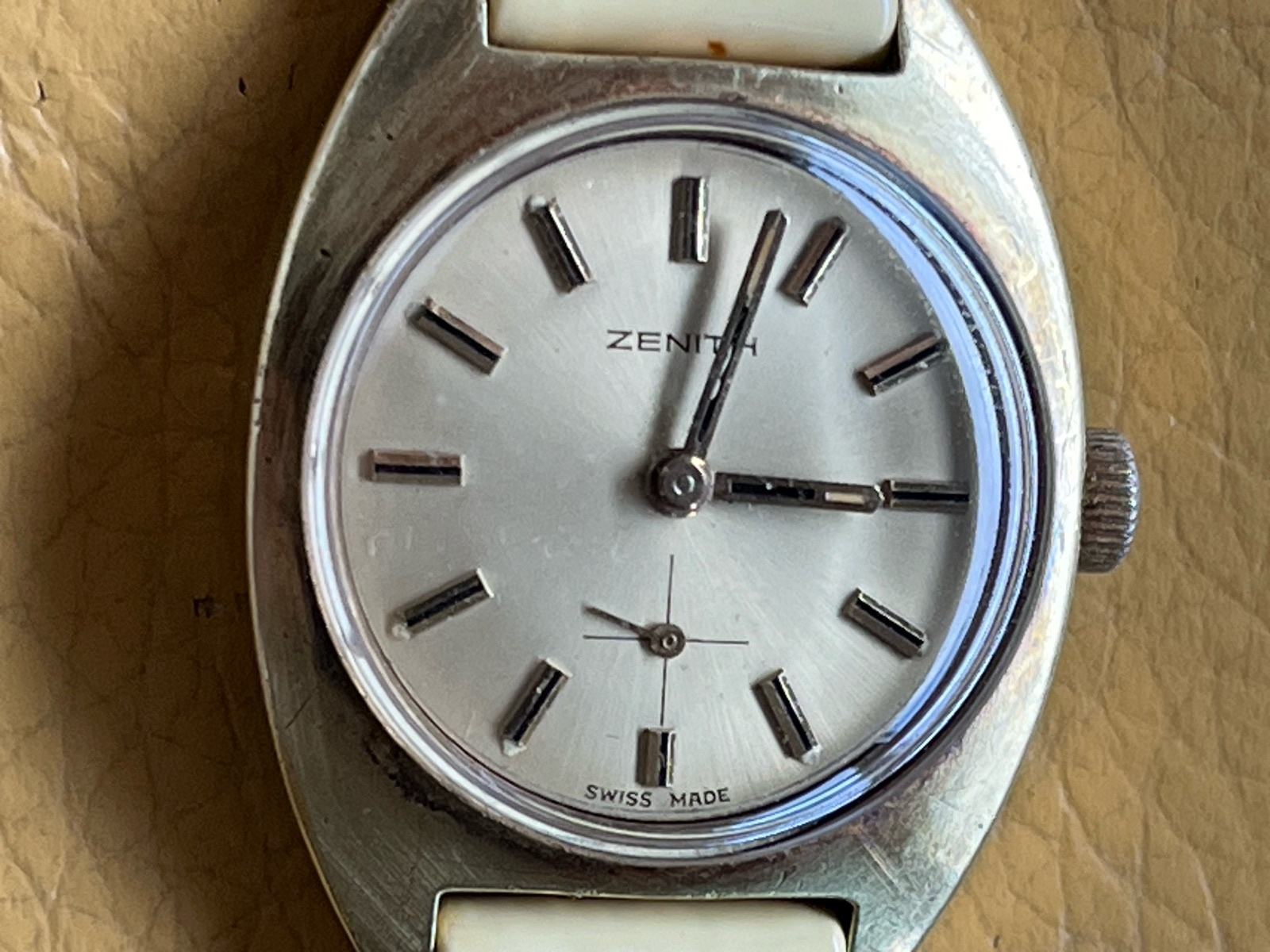 Zenith zenski sat