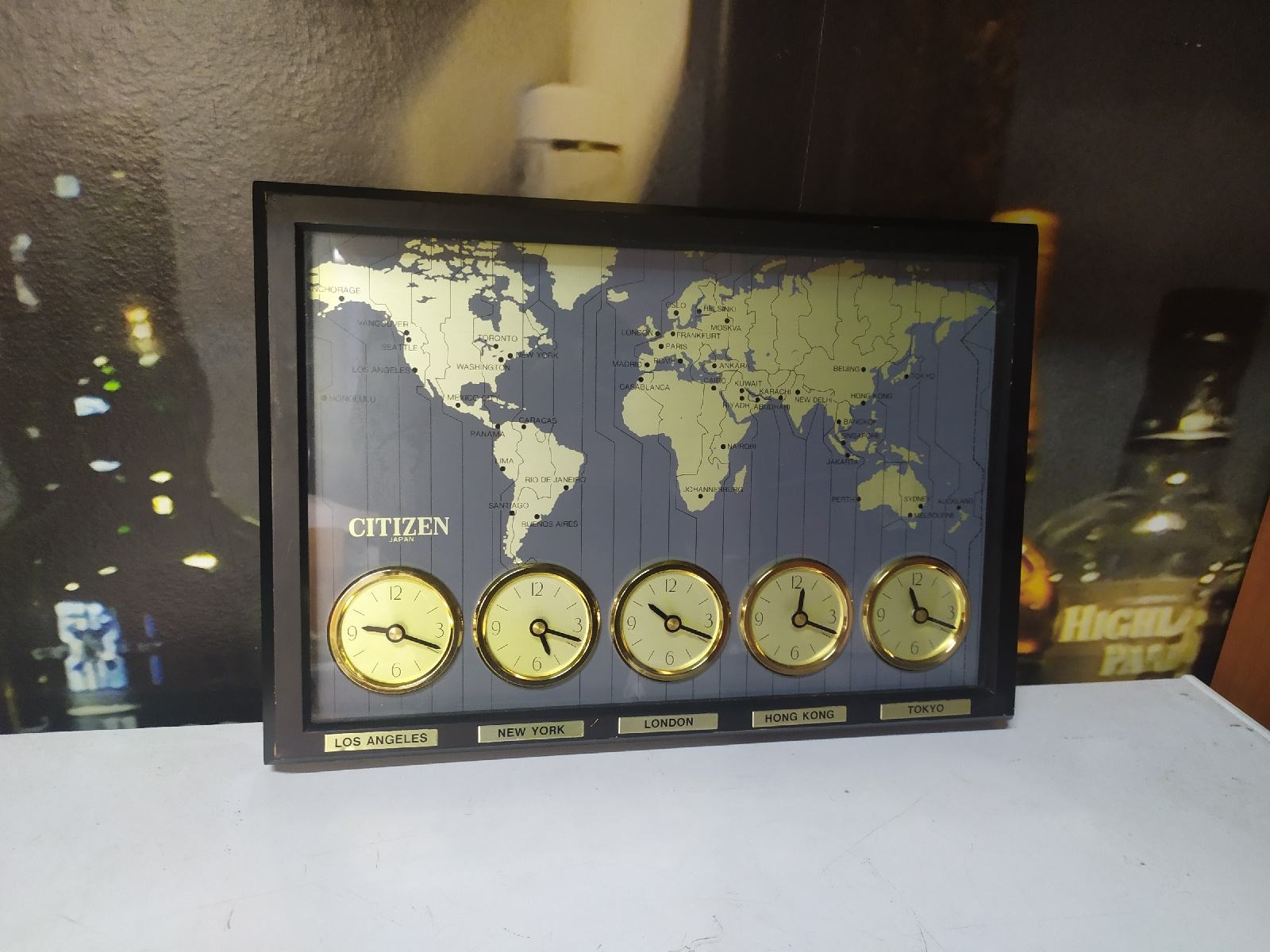 Sat CITIZEN WORLD TIME