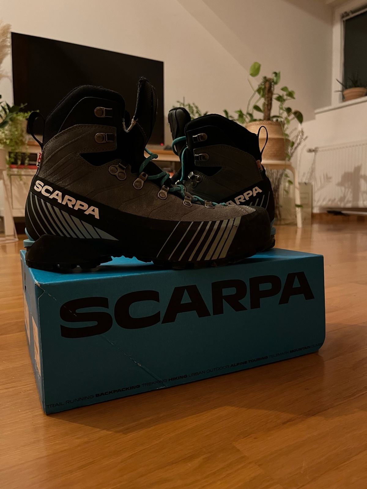 PLANINARSKE GOJZERICE SCARPA RIBELLE PRODAJEM