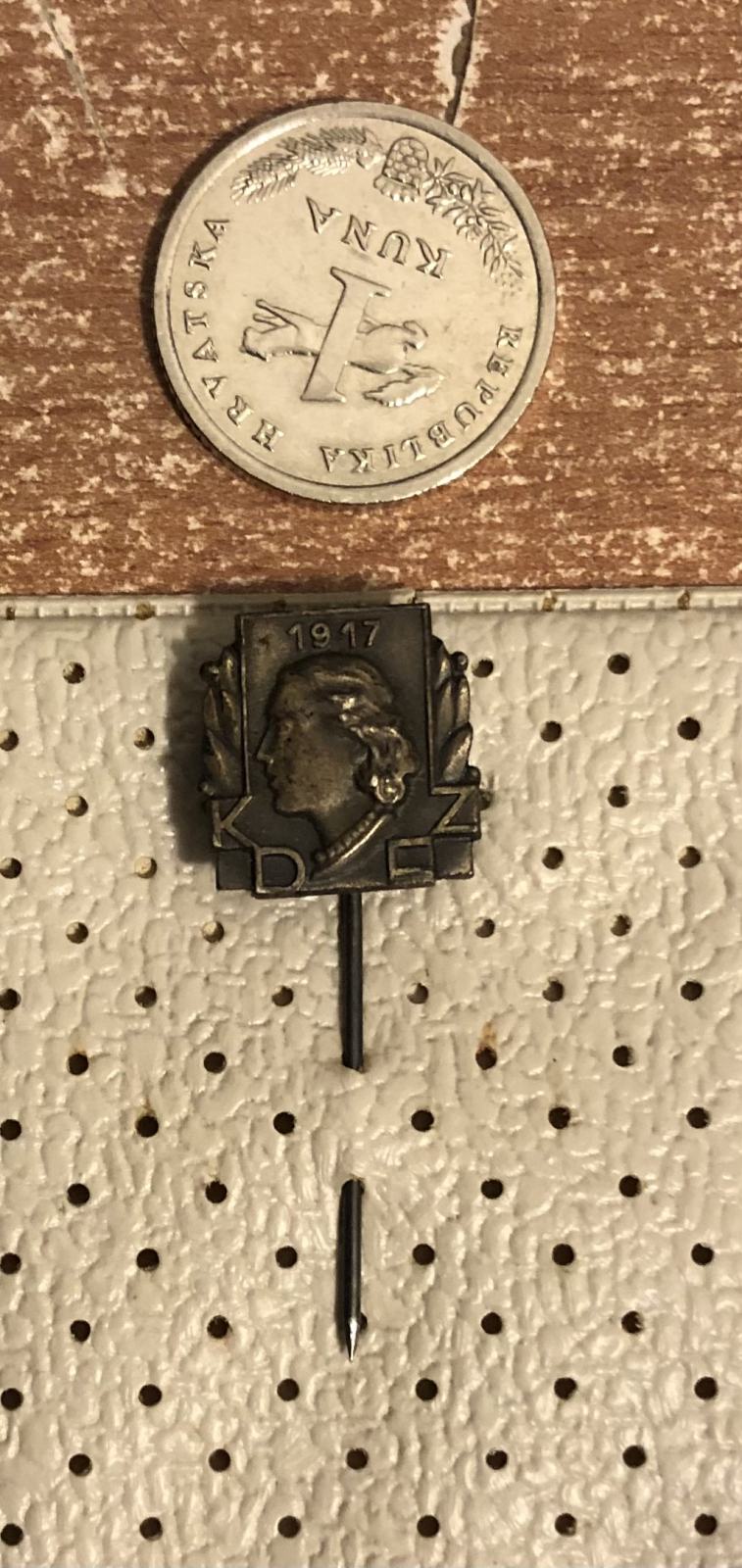 AUSTROUGARSKA, KRALJICA ZITA - STARA ZNAČKA IZ 1917.