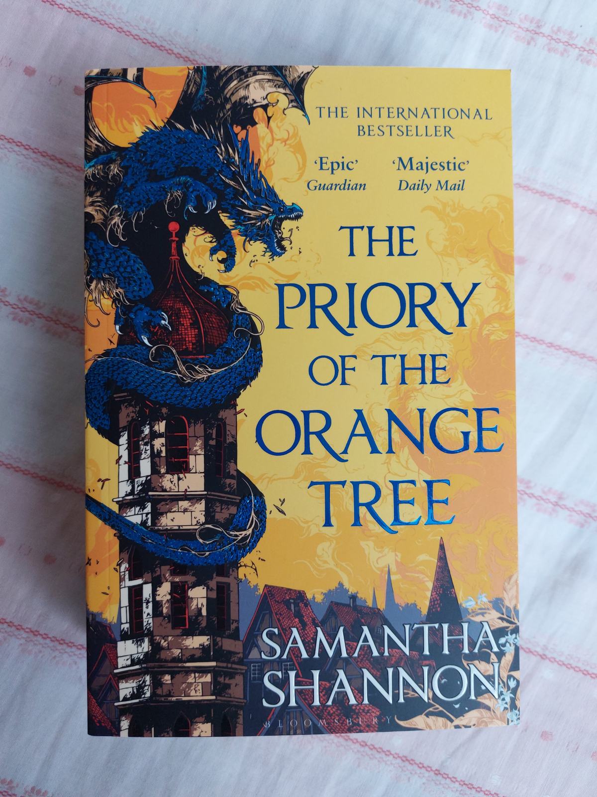 The Priory of the Orange Tree - Samantha Shannon