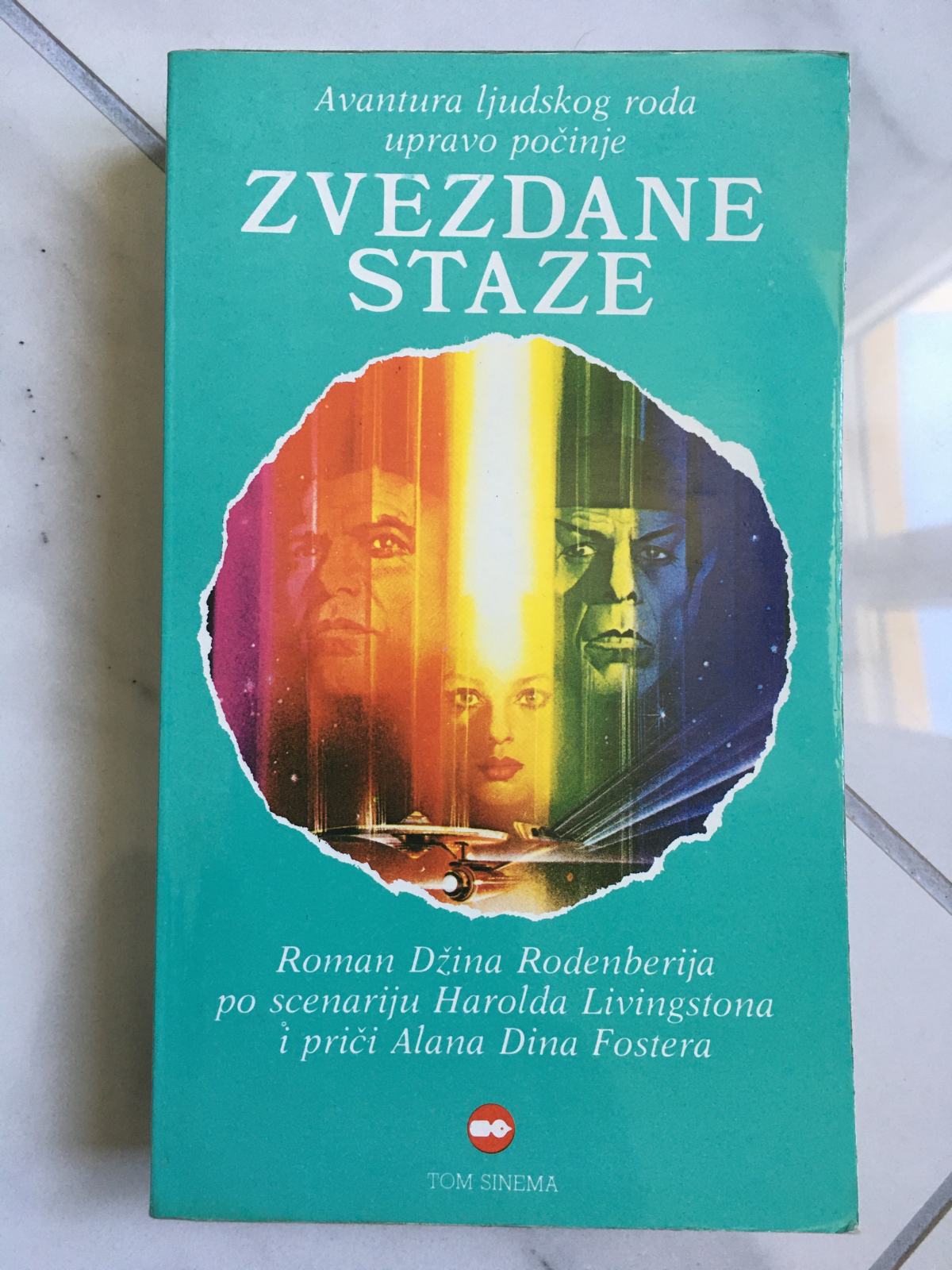 ZVEZDANE STAZE roman