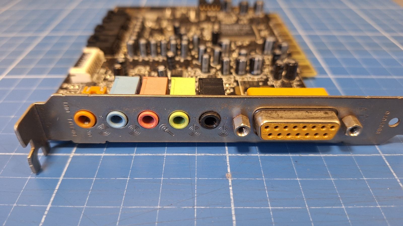 Creative Labs Sound Blaster Live! 5.1 Digital Sound Card SB0220