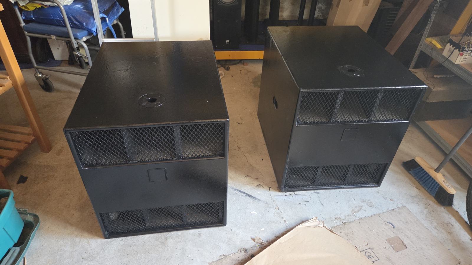 18 Bass Bin subwooferi