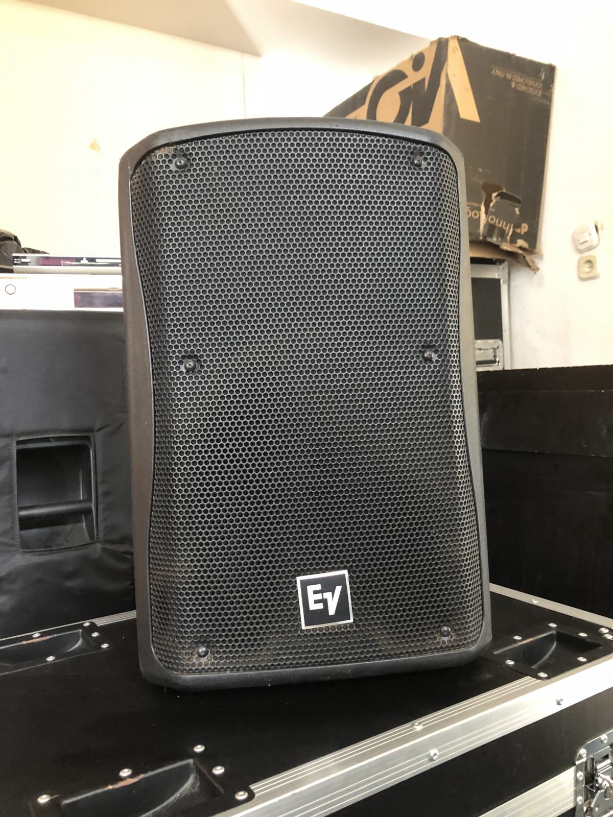 Electro voice zx3 4kom