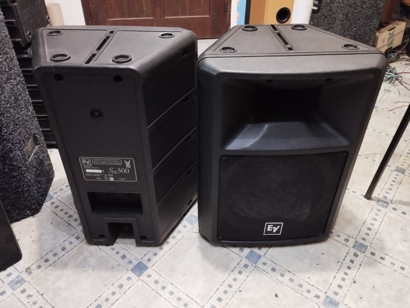 ELECTROVOICE EV SX300 prazne