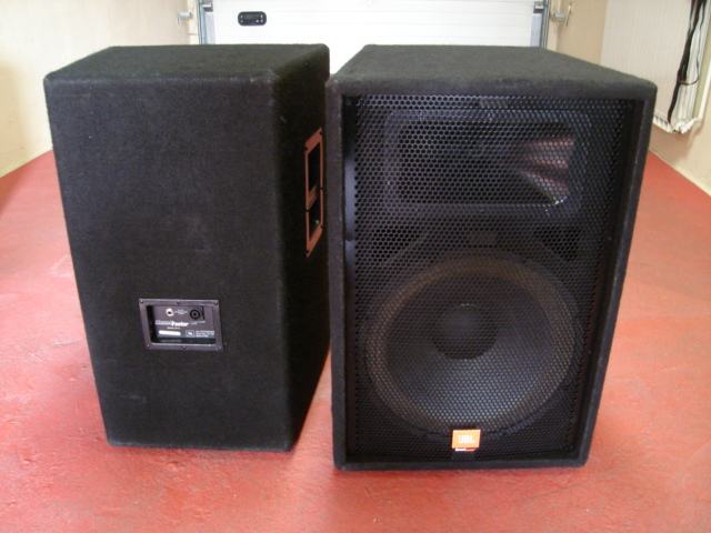 JBL SF15