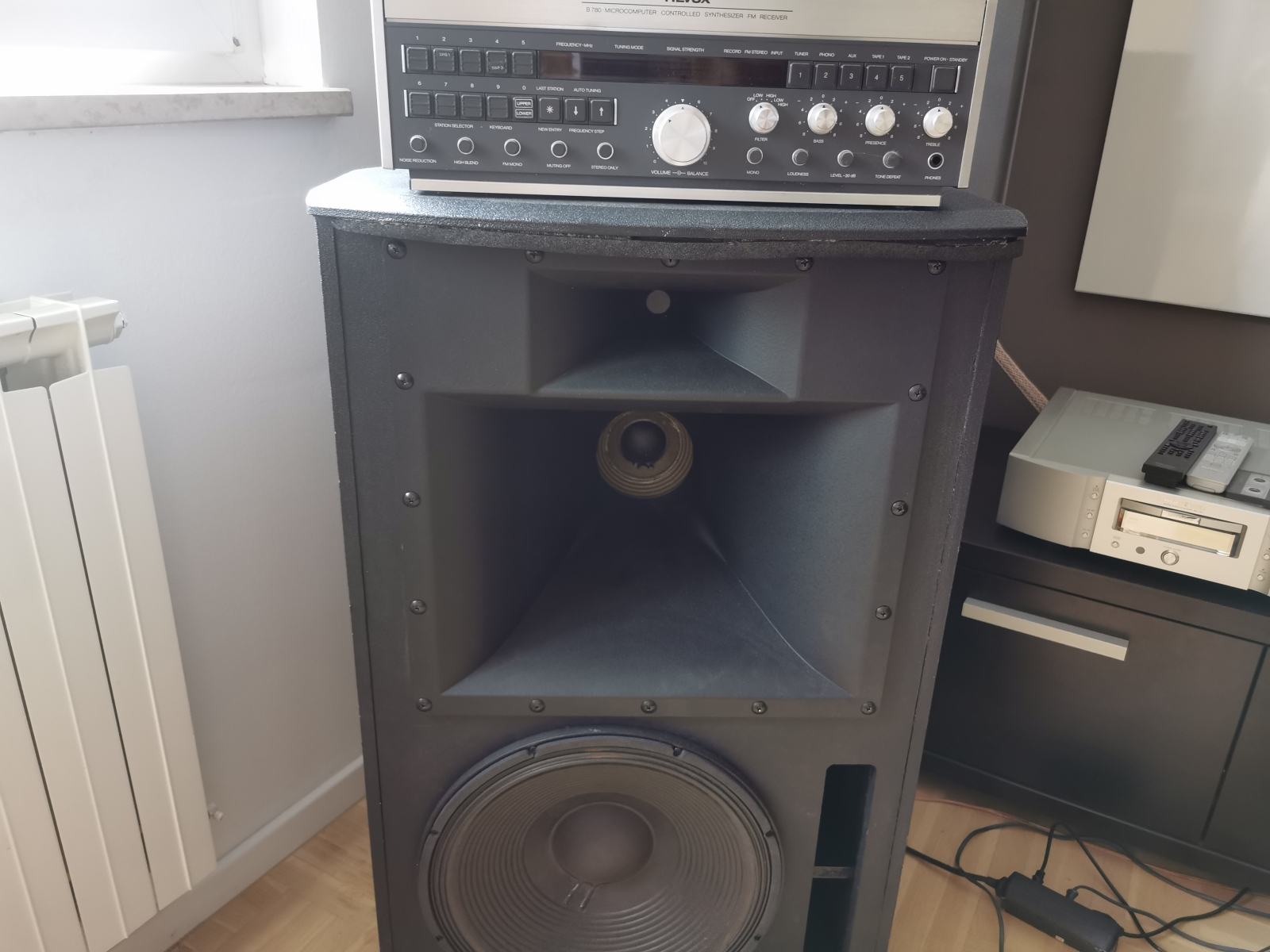 JBL Venue Series VS3115