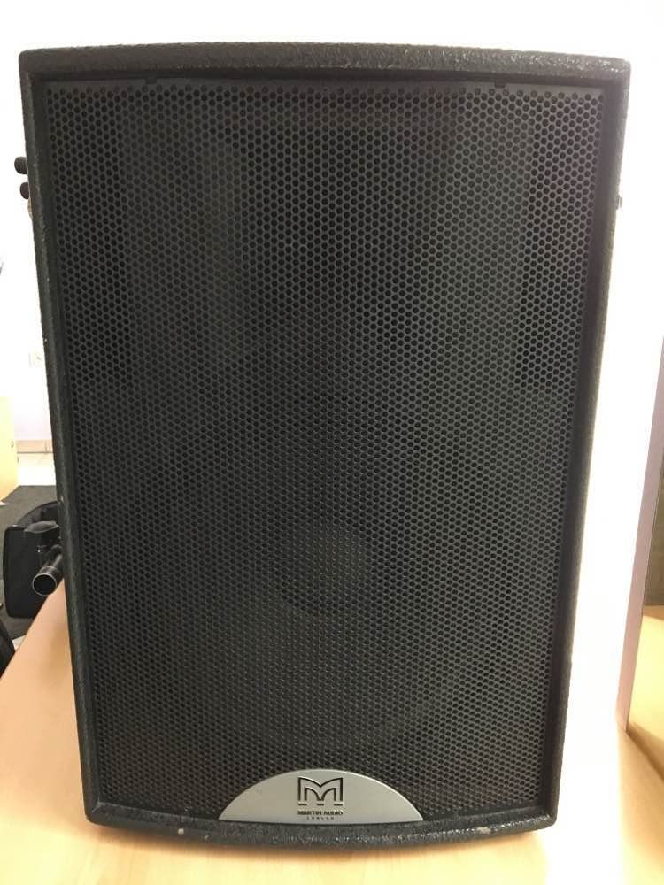 Martin Audio Blackline F15