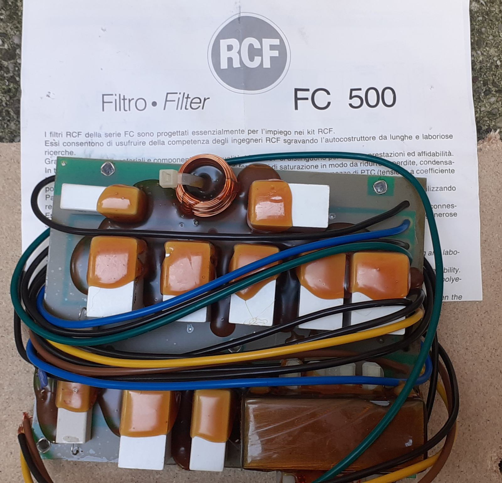 RCF FC 500 3 way pasivna skretnica 250/500W 8 ohm