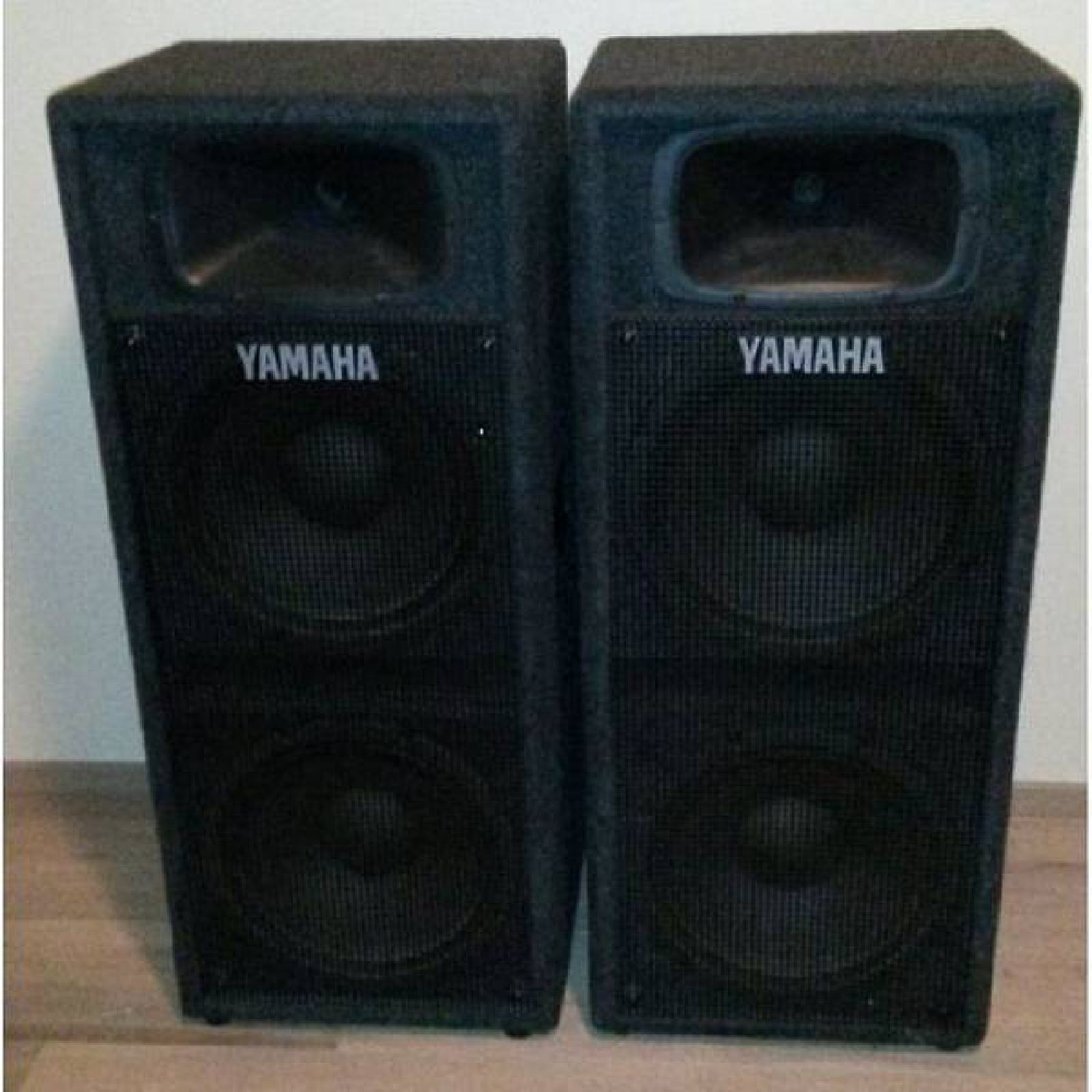 Yamaha PS122