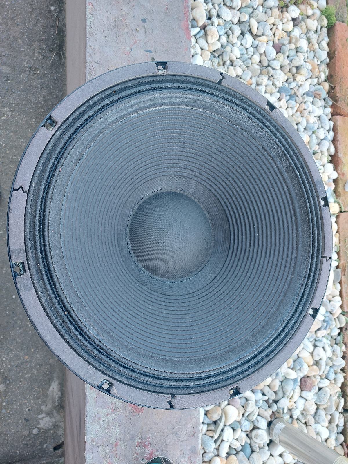 Zvučnik Electro voice EVS-18K, 400/1600w