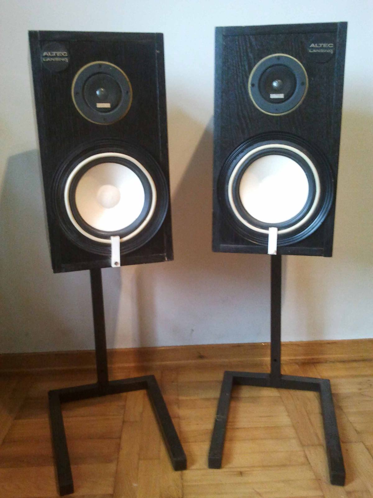 Zvucnici Altec Lansing Model 1 Series 2
