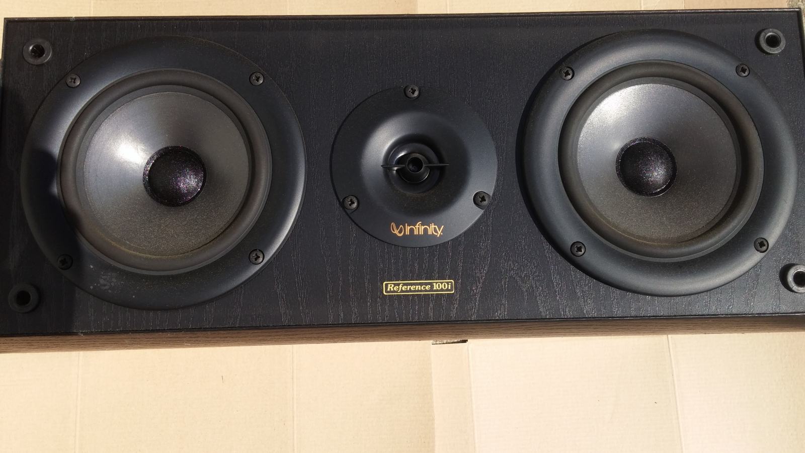 Infinity reference 100i center