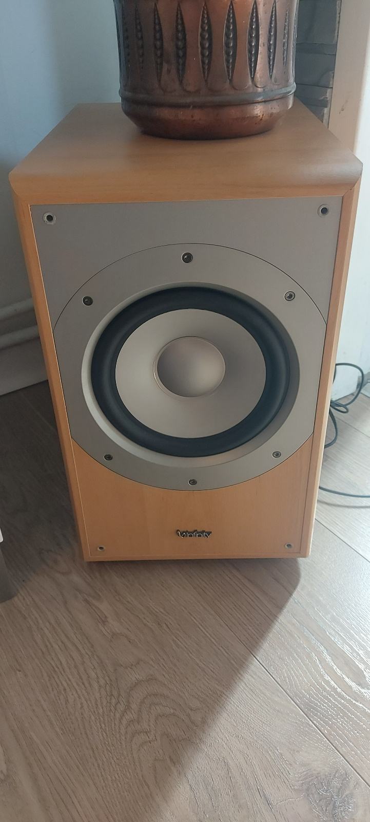 Infinty subwoofer