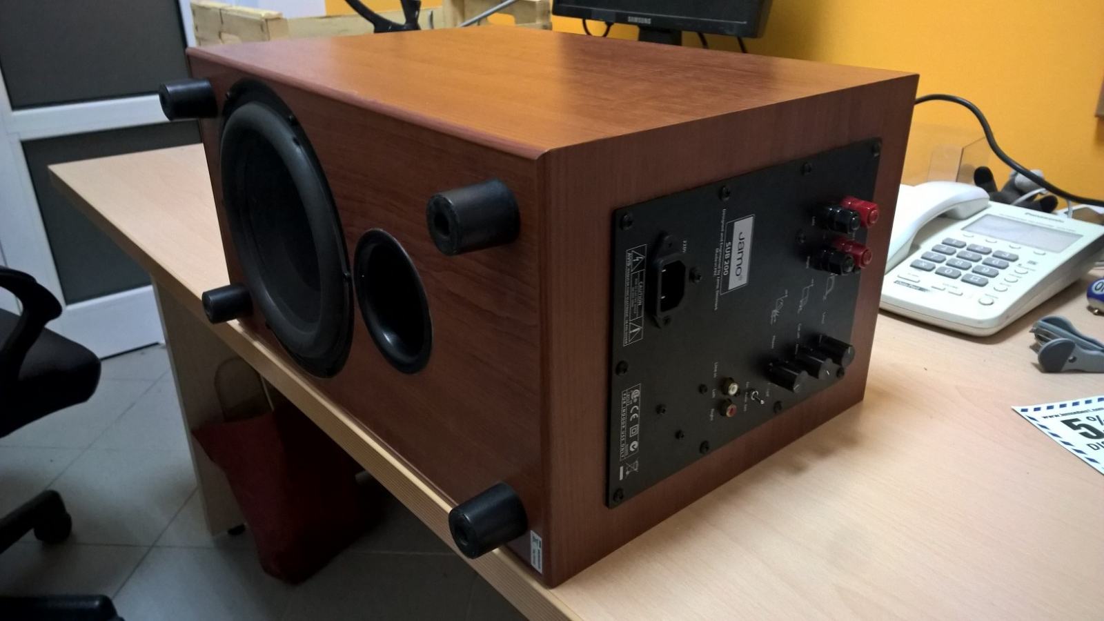 JAMO SUB 200 subwoofer 700kn