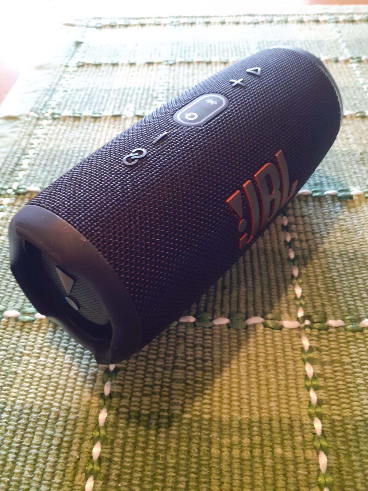 JBL CHARGE 5 CRNI / 129 € / BLUETOOTH PRIJENOSNI ZVUČNIK / BAT. 20H