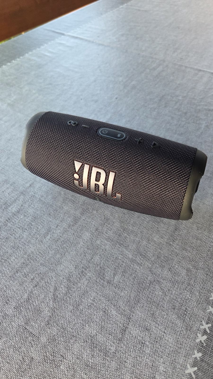 JBL Charge 5