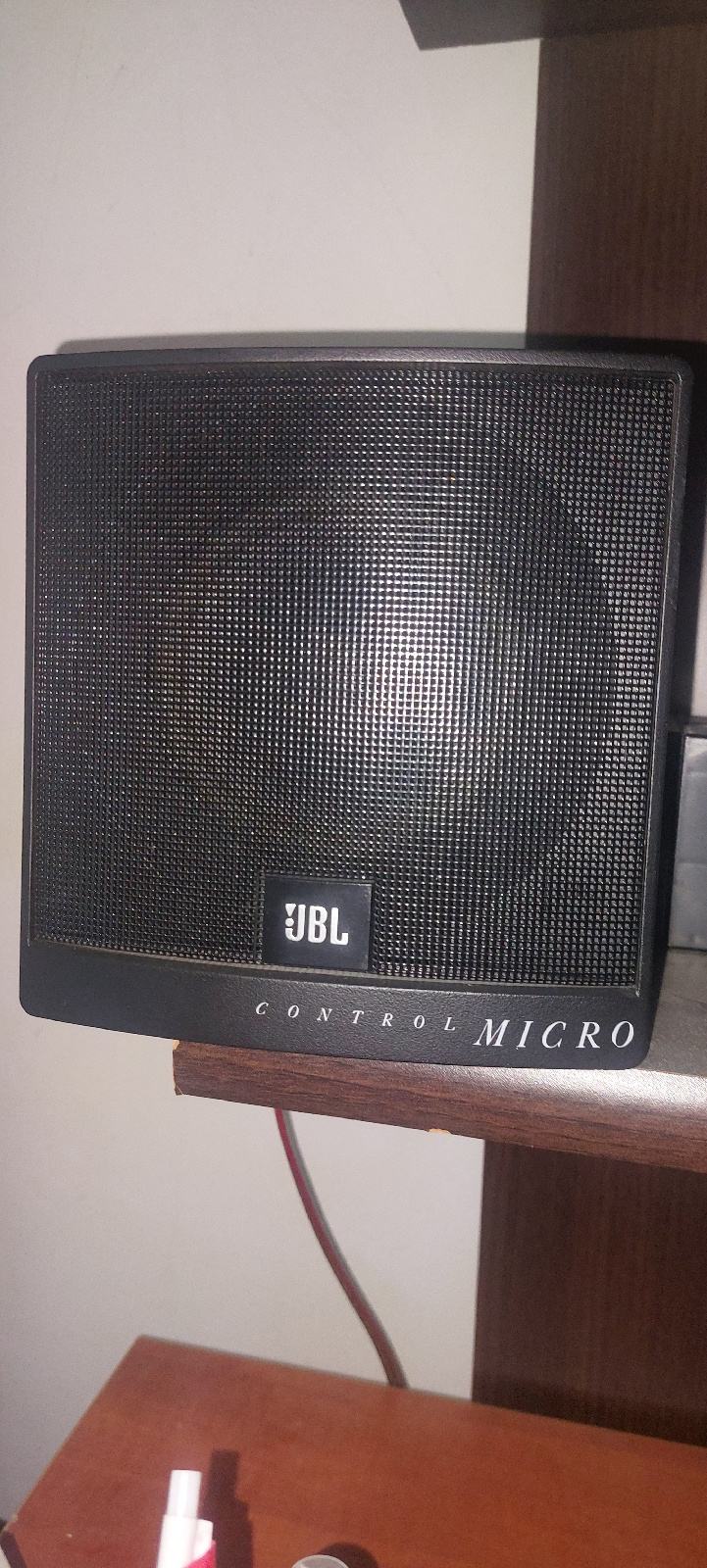JBL Control MIcro