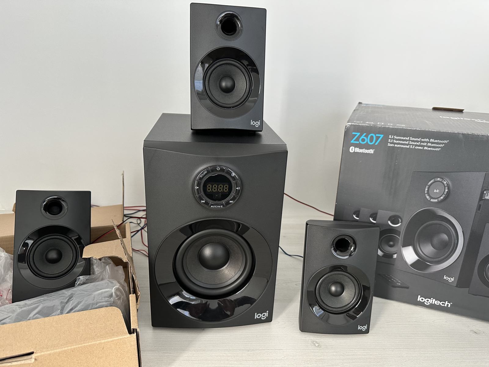 Logitec zvučnici Z607, 5.1, Bluetooth, SD card, daljinski