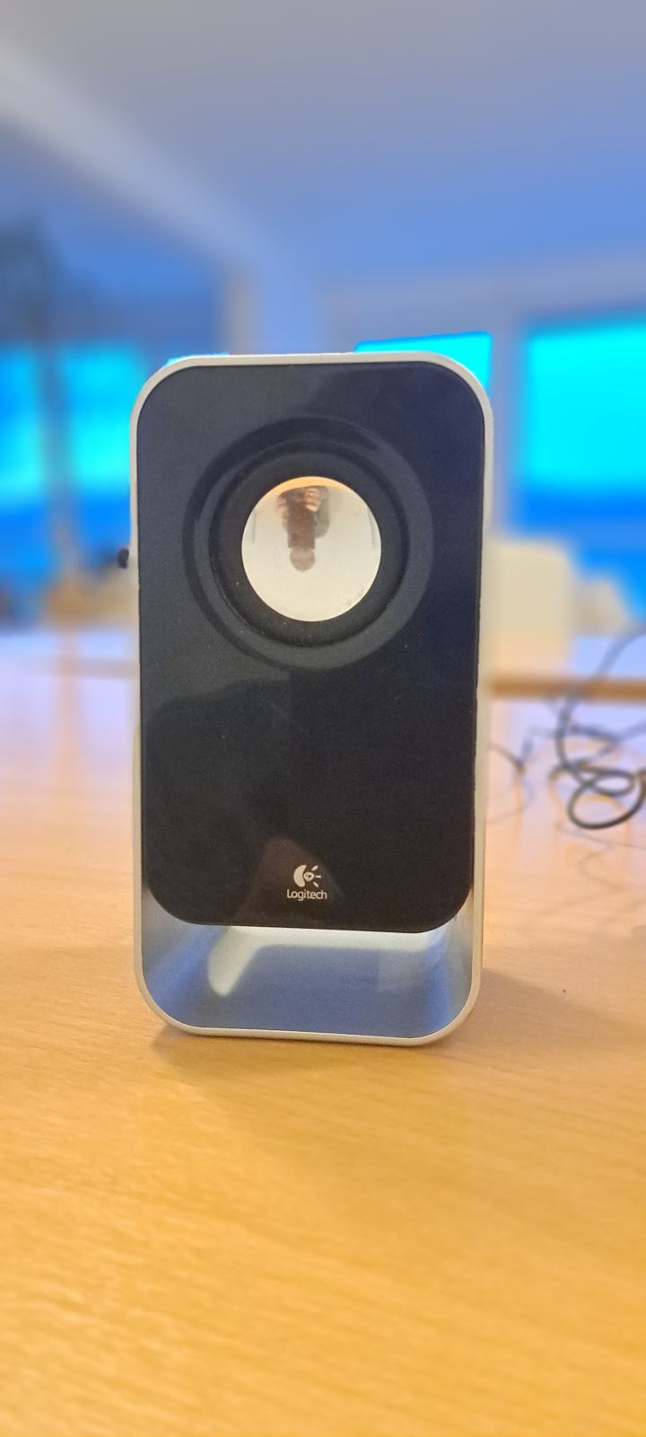 Logitech LS11 zvučnici