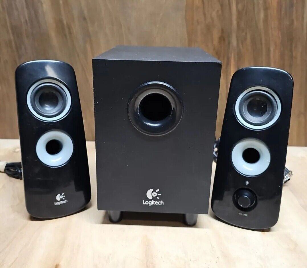 Logitech zvucnici Z323 dobro očuvani- povoljno!