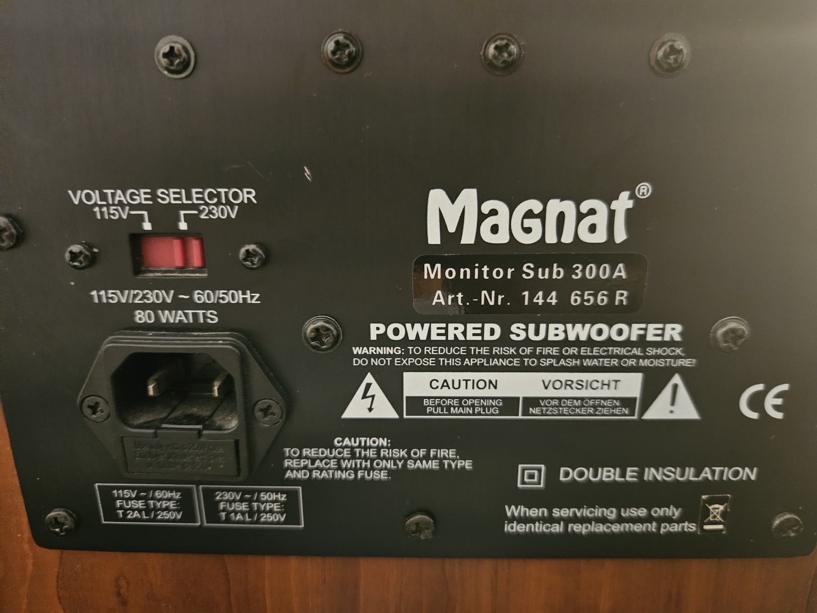 Magnat subwoofer monitor sub 300A