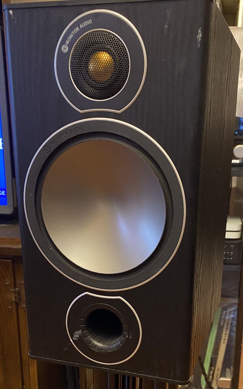 Monitor audio bronze 2 prodajem