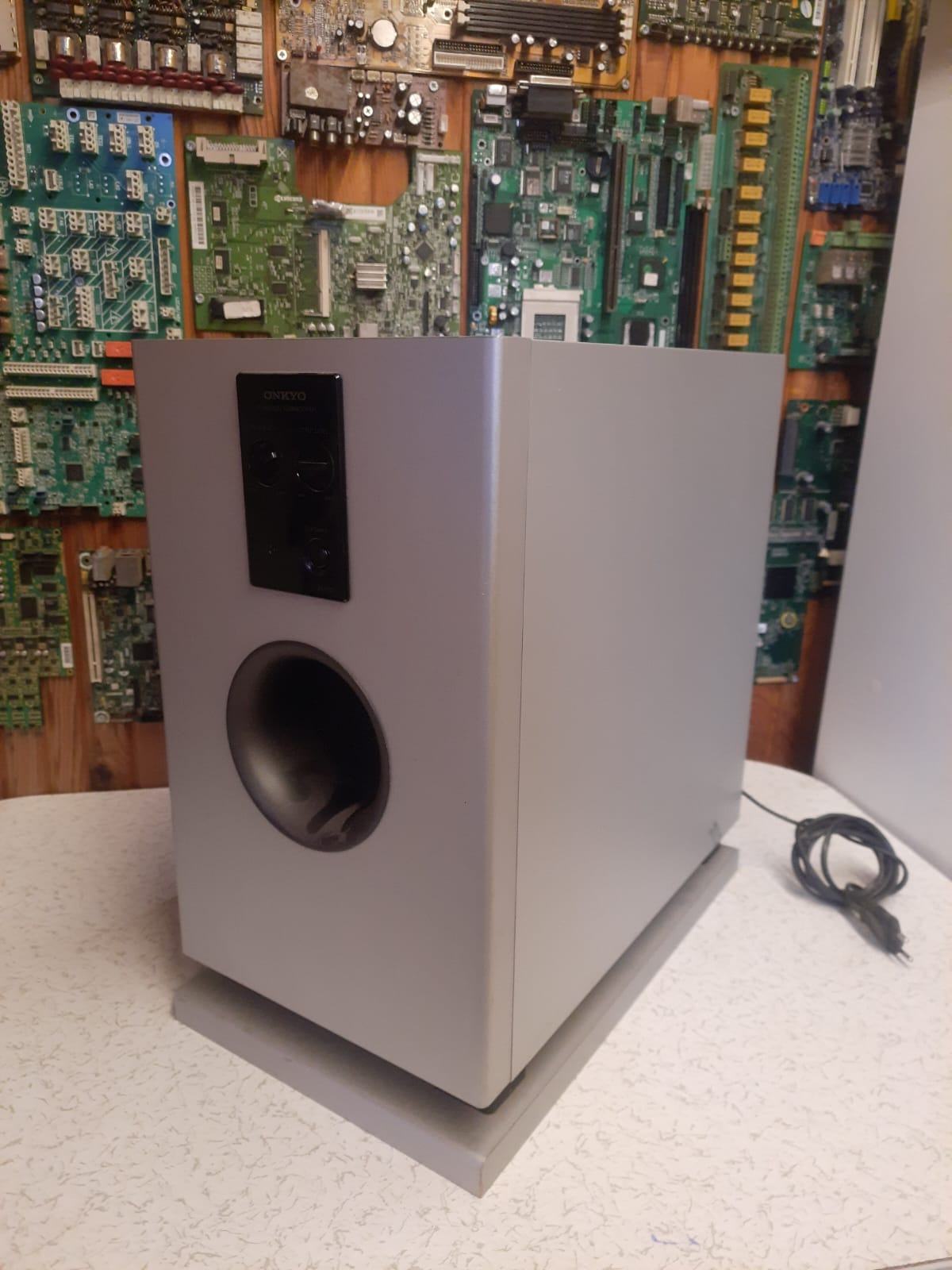 ONKYO SL-105 Subwoofer