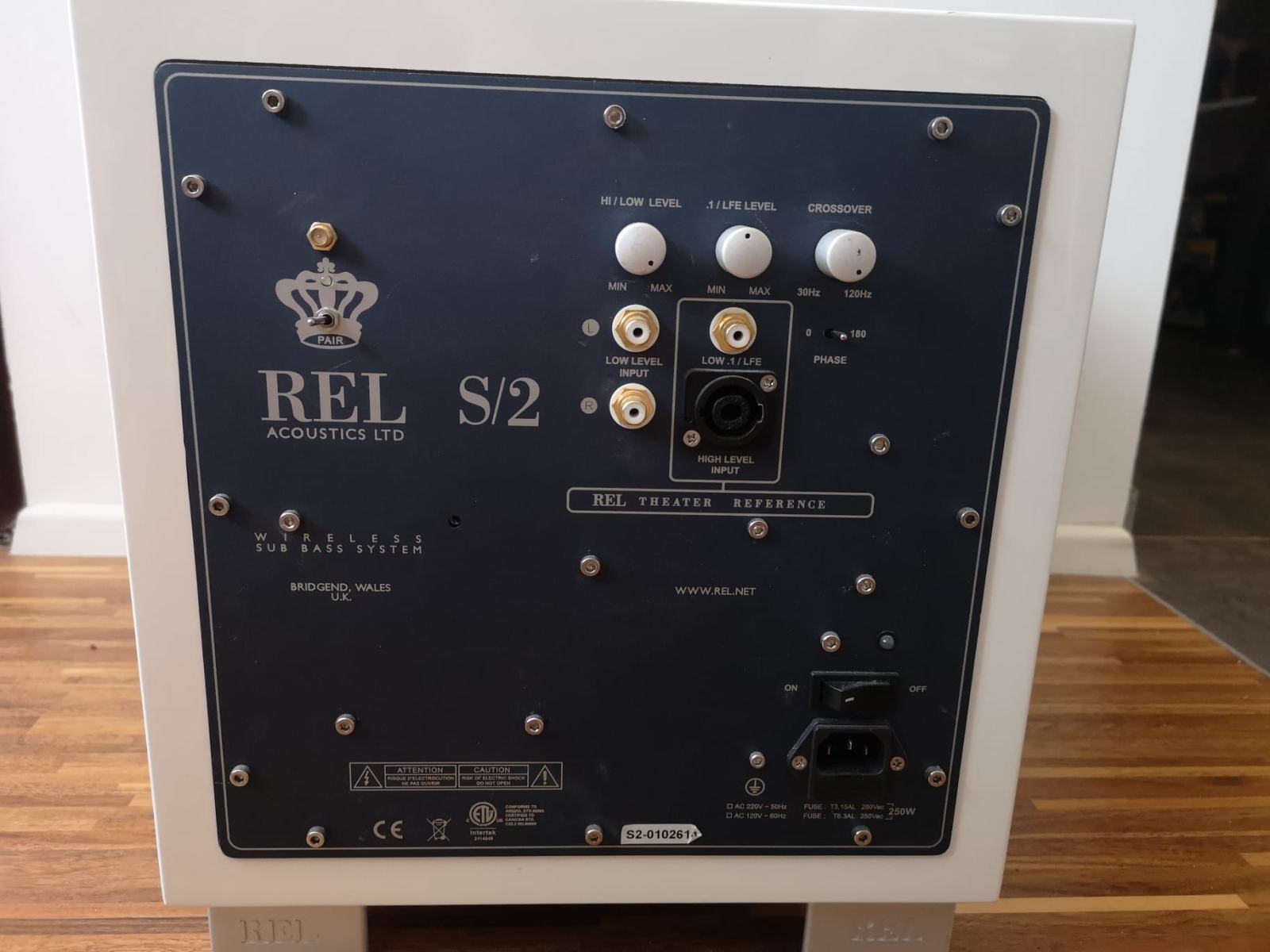 REL Acoustics S2 S/2 aktivni subwoofer 250w