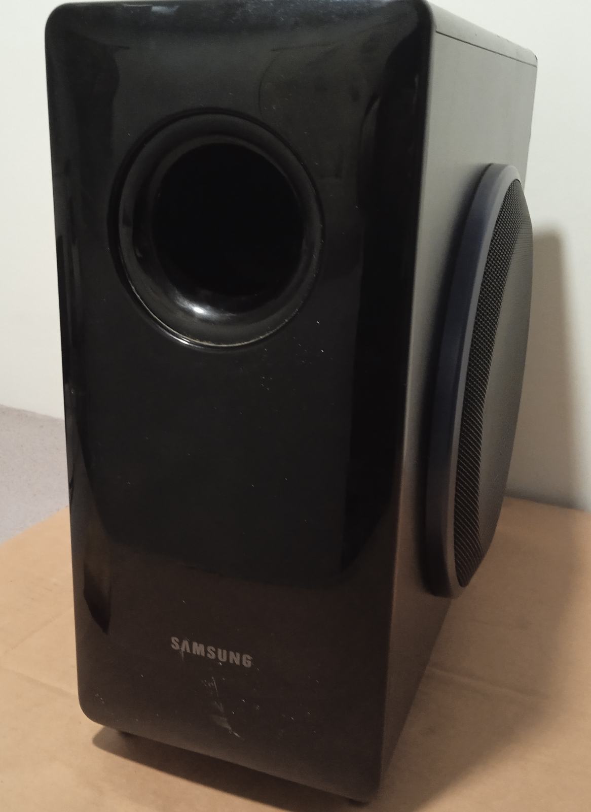 SAMSUNG subwoofer