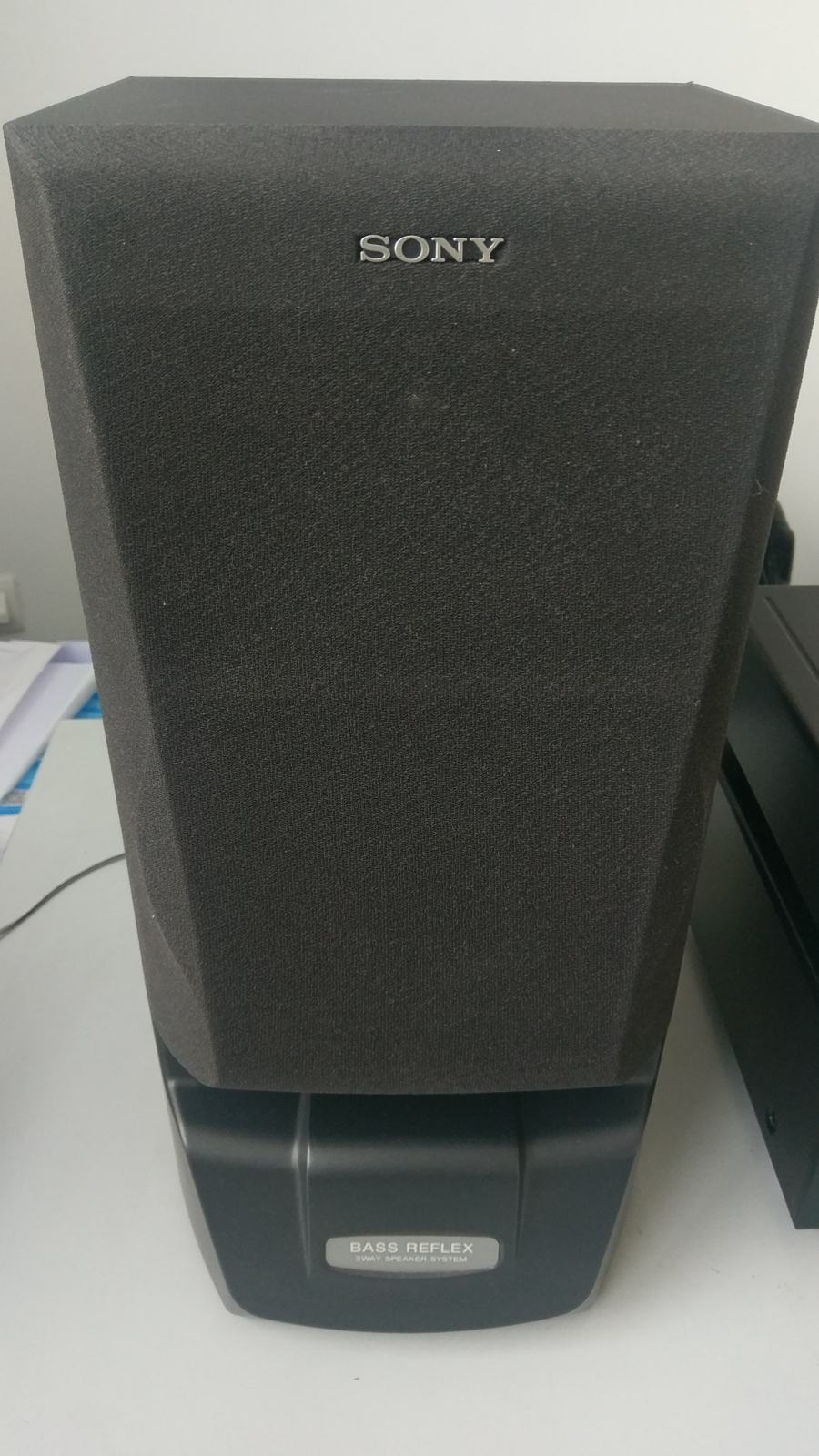 Sony SS-XB50 bass reflex zvučnici. Povoljno!