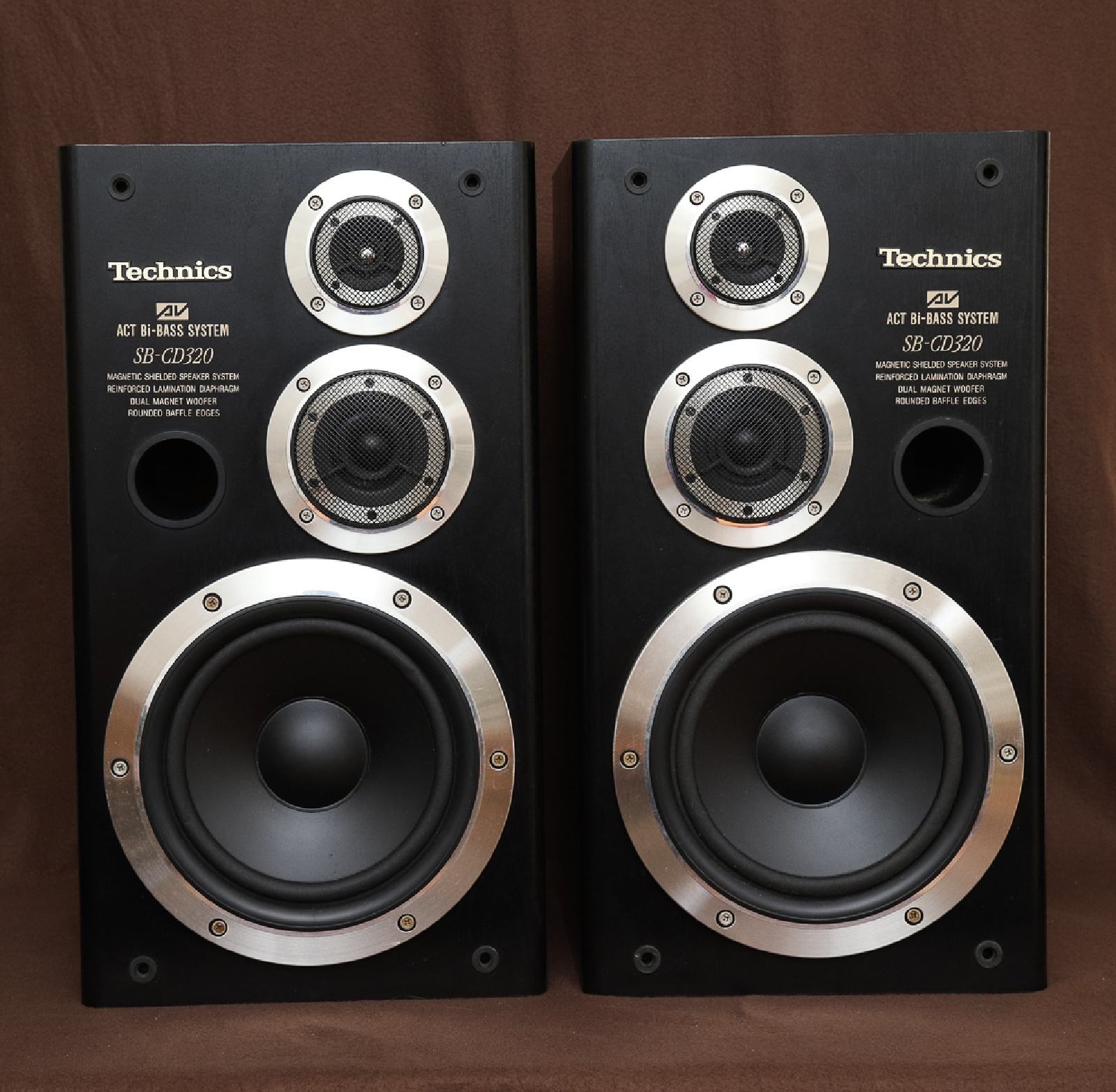 Technics SB-CD320