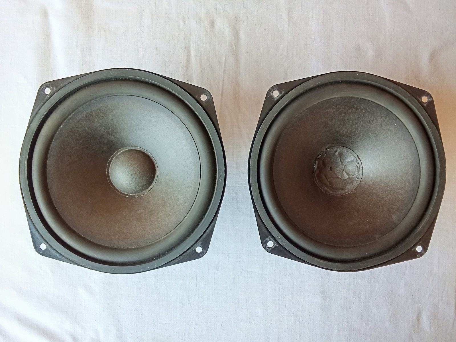 Tesla ARN 5604 6-inčni basovi, 15 W, 4 Ohma, 150/165/150 mm, dubina 75