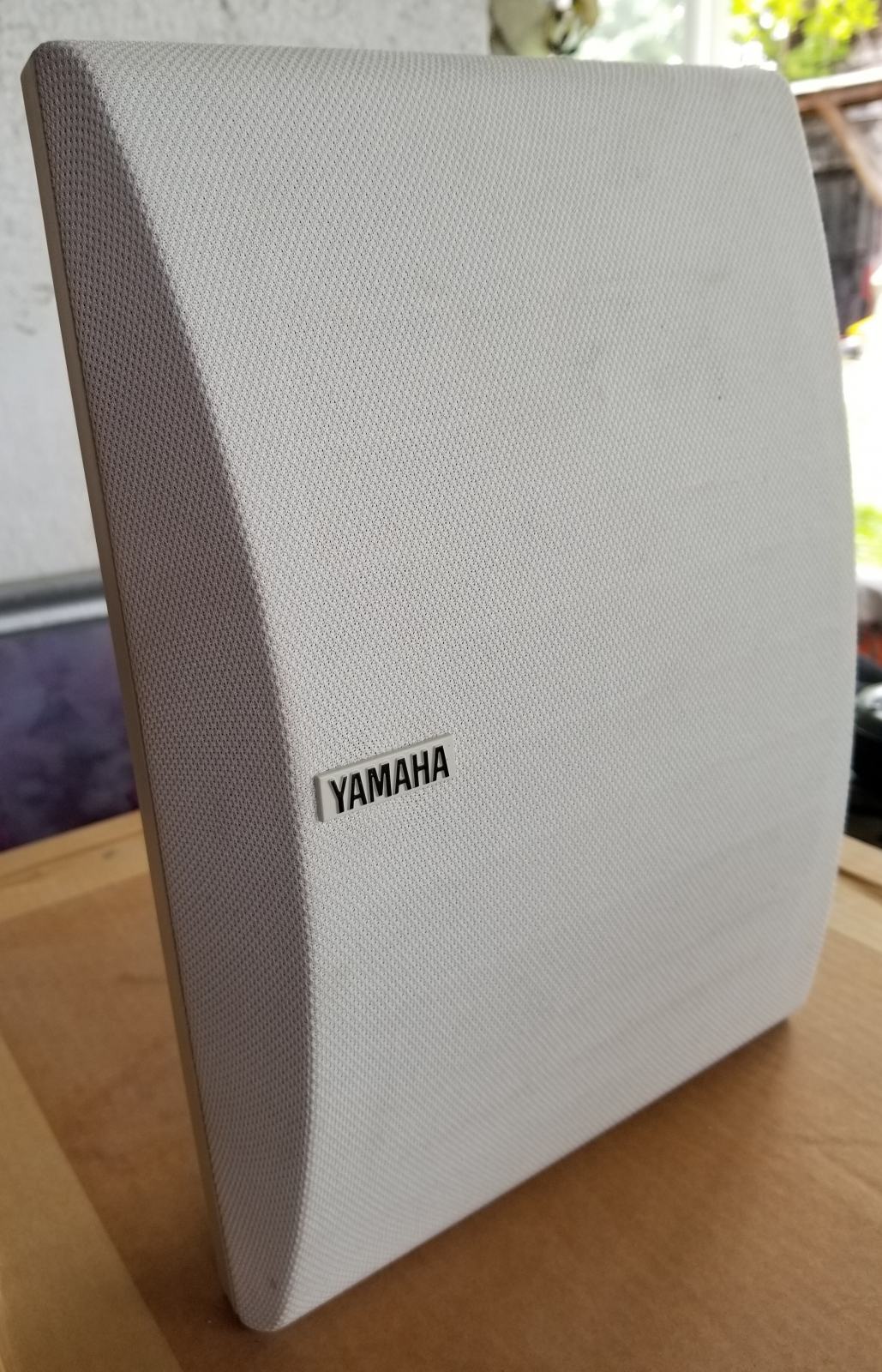 Yamaha NS-E105 surround zvucnici