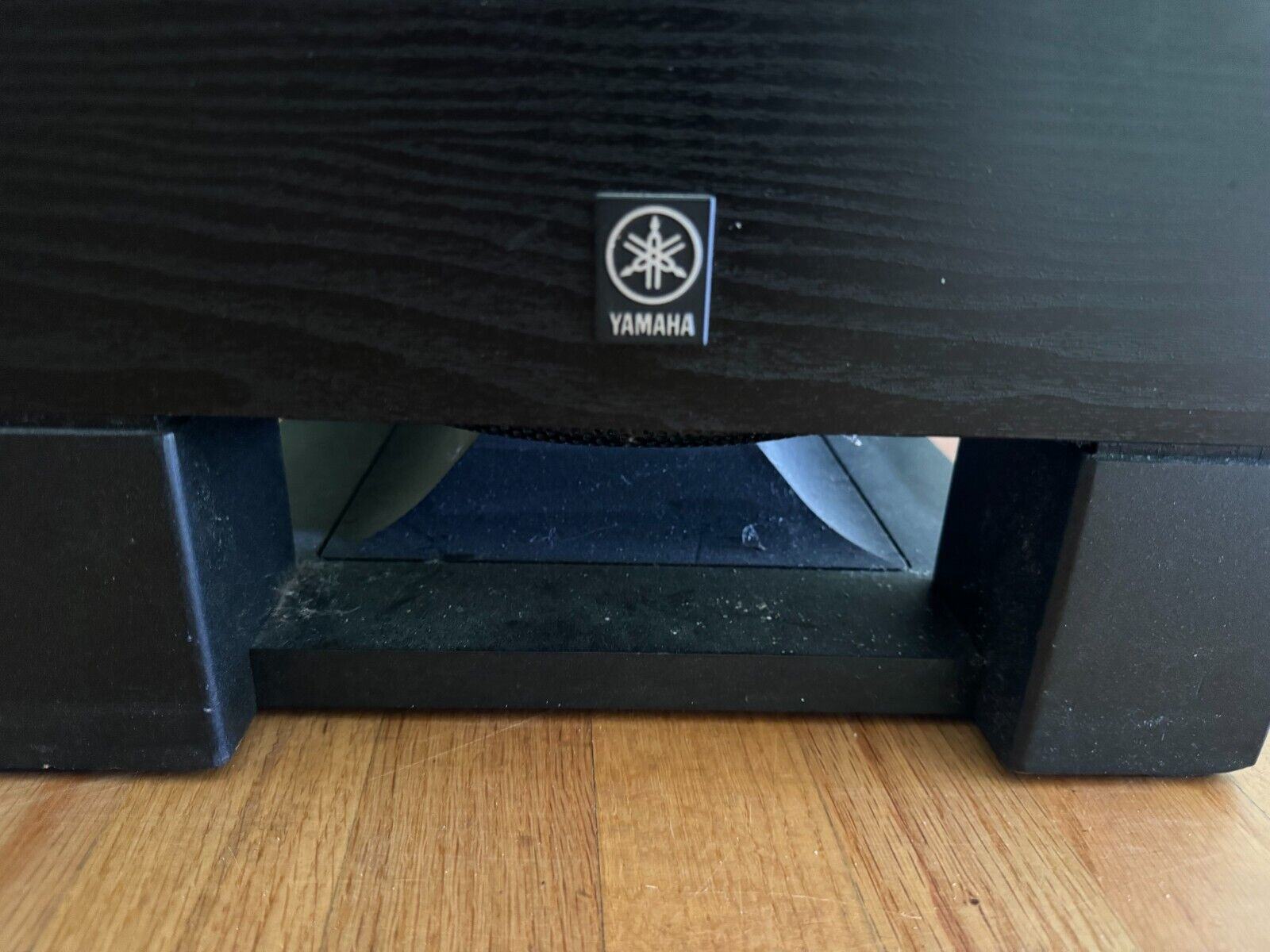 Yamaha Subwoofer System YST-SW320